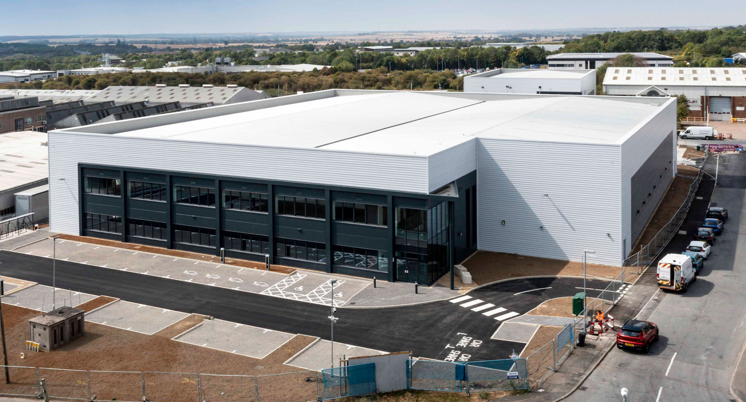 Tower Gate Retail Park, Huntingdon - GeoRoof